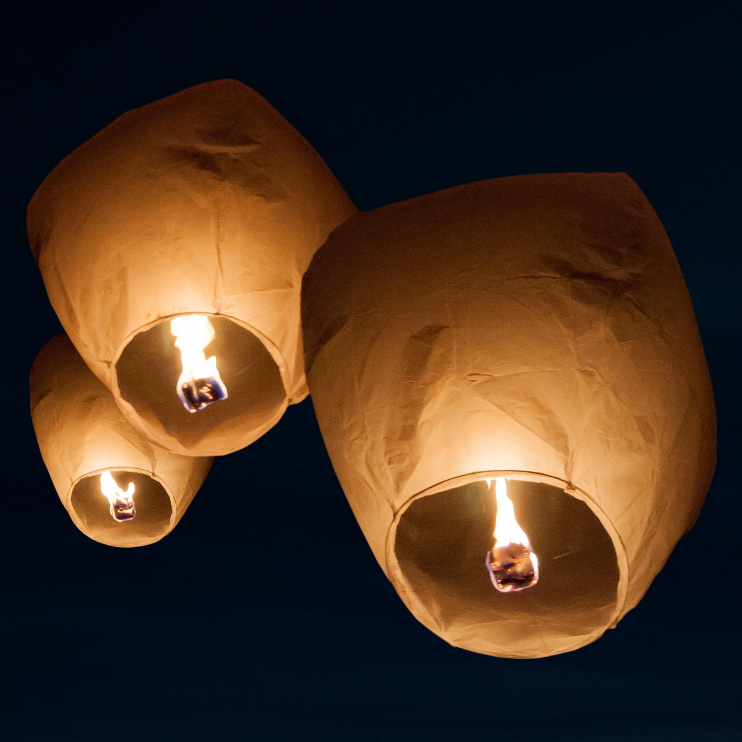 White Sky Lanterns: Superior Fireworks Retail